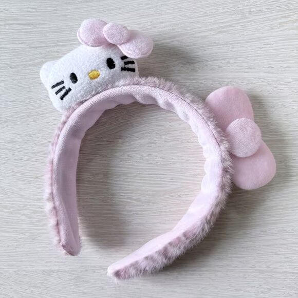 Sanrio | Accessories | Hello Kitty Head Band Pink White Lepord Design ...